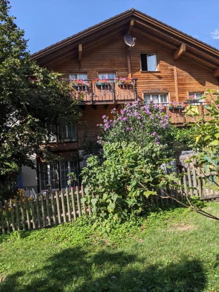 Tradition Trifft Gemütlichkeit - Canton of Glarus