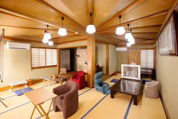 16畳 5名で広々和室 - Hamamatsu