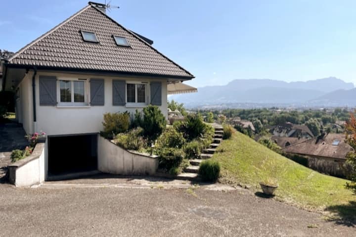 Maison Marguerite : Vue Magnifique Sur Annecy - Annecy