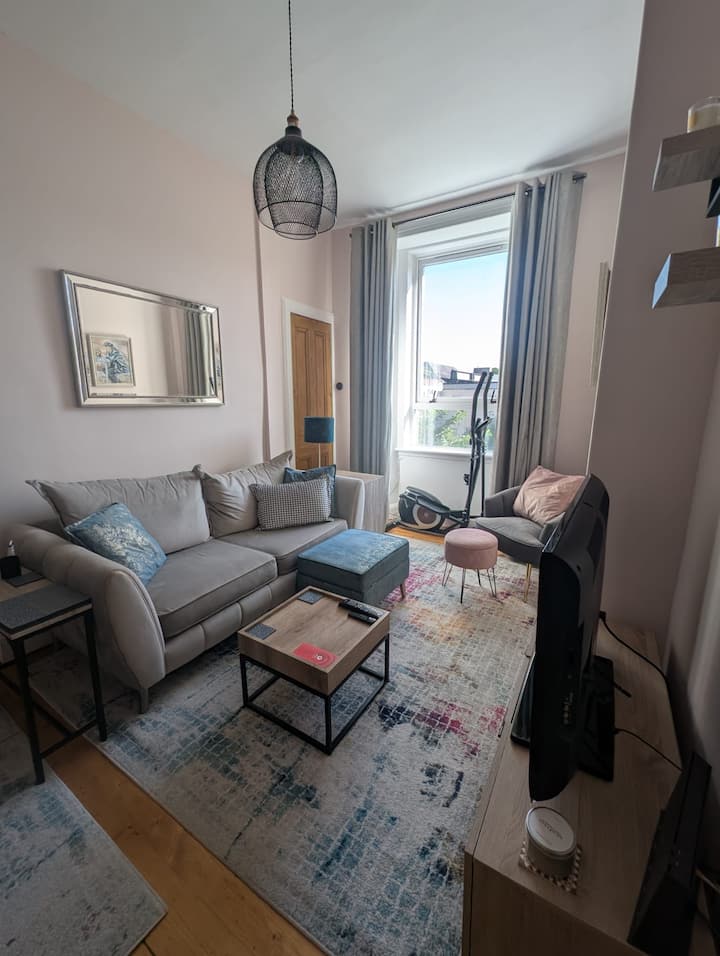Entire First Floor Flat - Great Location - Edimburgo