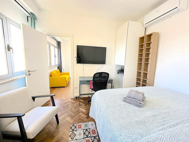 1 Br Flat Central Lisbon+lift+ac - Santa Maria dos Olivais