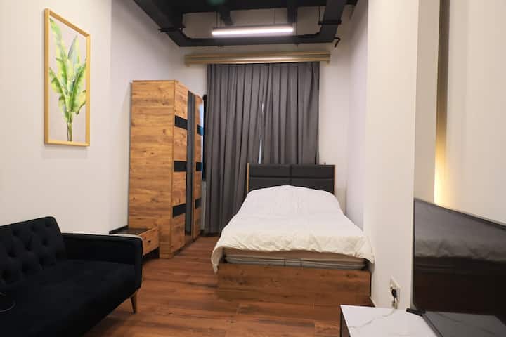 Alrazqi Building
Studio Room - Baghdad