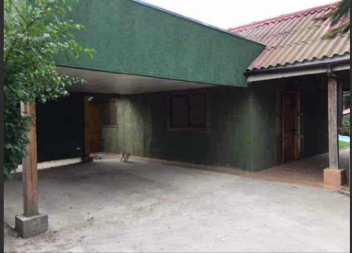 Amplia Casa Con Piscina En Olmué - Olmué