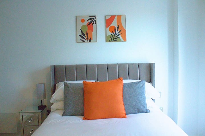 Spacious 1bedrm Apt -Walkable To City Centre! - 샐퍼드