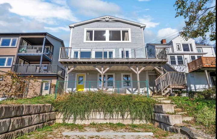 Cozy 1br Basement (Private Entrance) - Halifax