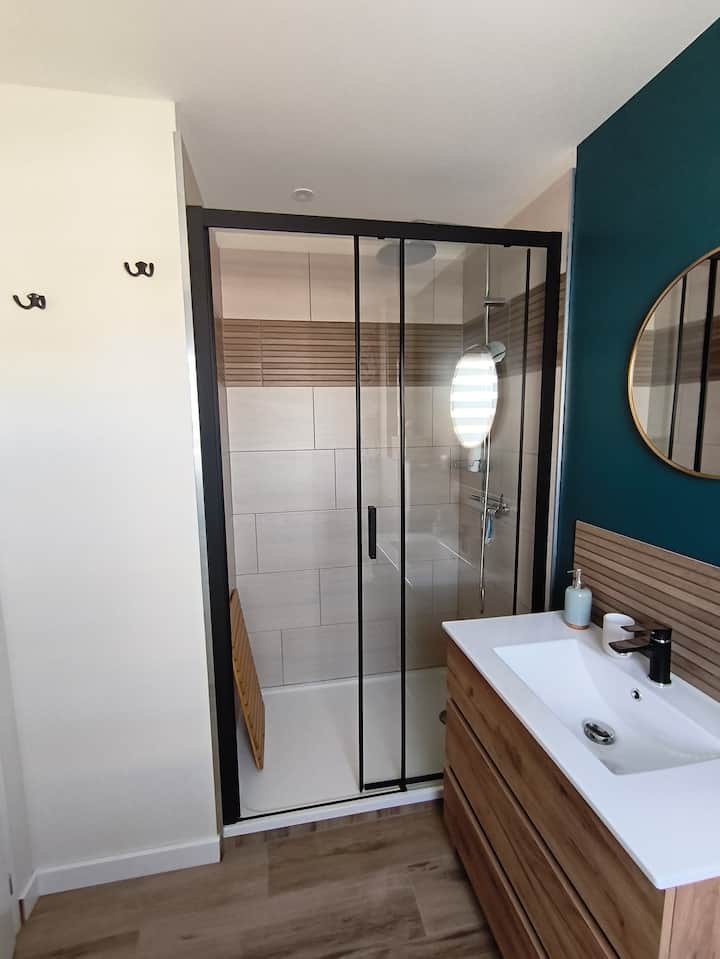 Gîte De La Perle Rouge 
Jacuzzi Privatif - Guînes