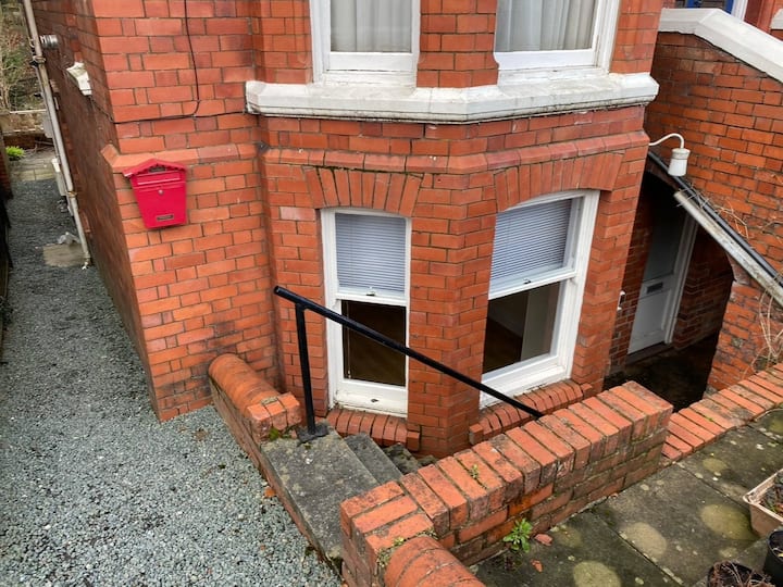 Ground Floor Apartment Sleeps 8 - Llandrindod Wells