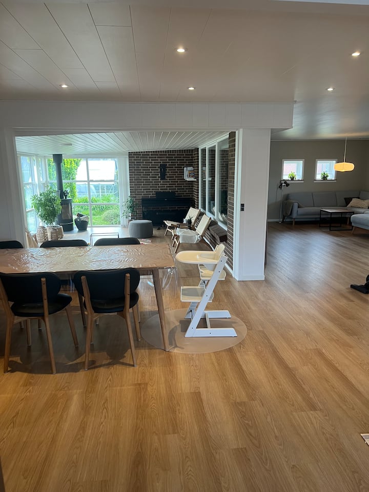 Skønt Hus I Roligt Villakvarter - Esbjerg