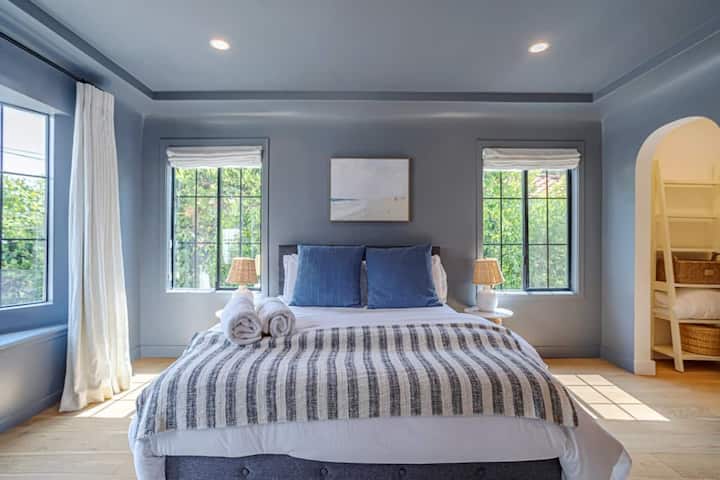 468g) 4 Bedroom - Sleeps 16 - Hot Tub - Los Angeles, CA