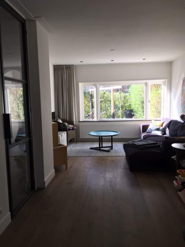 Cozy Family Home With Garden Near Amsterdam! - Bussum