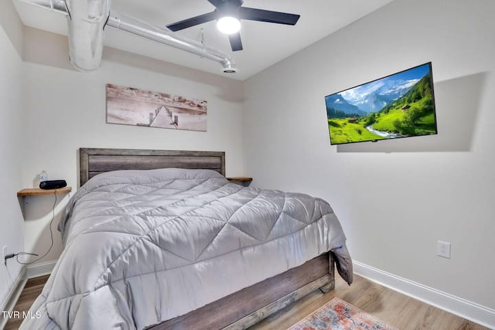 Downtown Back Loft - Bristol, TN