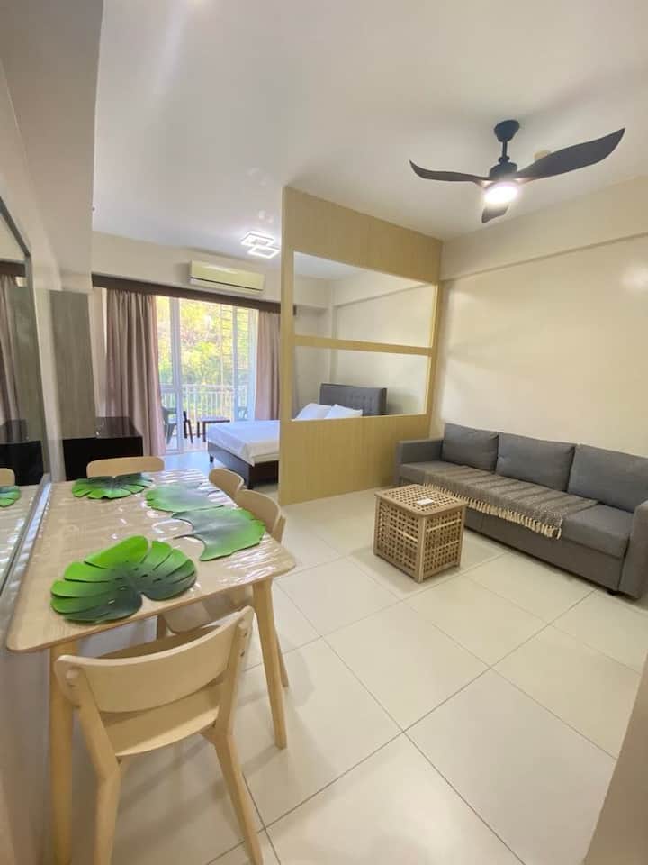 Pico De Loro - Miranda B 6th Floor - Nasugbu
