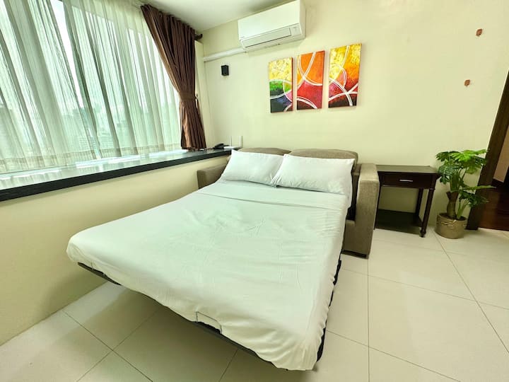 Great Location With Pool/gym And  Wi-fi - Cebu City