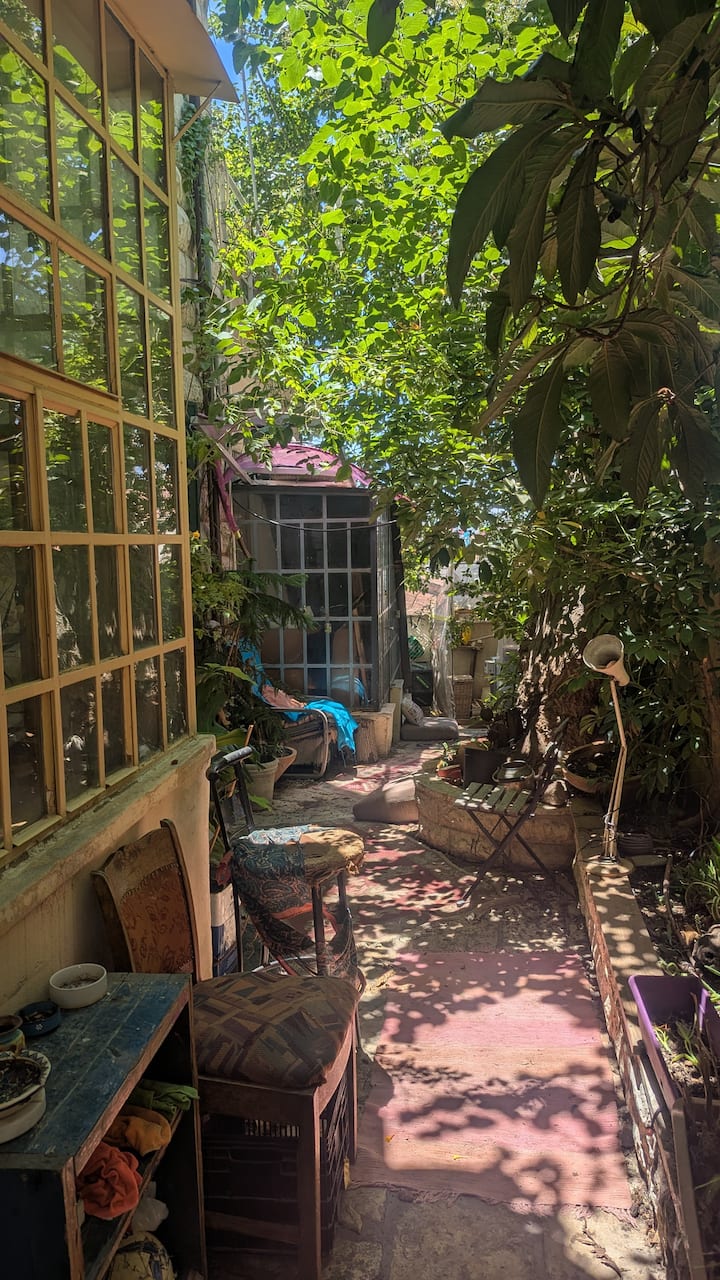 Boho Garden House For A Big Family - Jerusalem