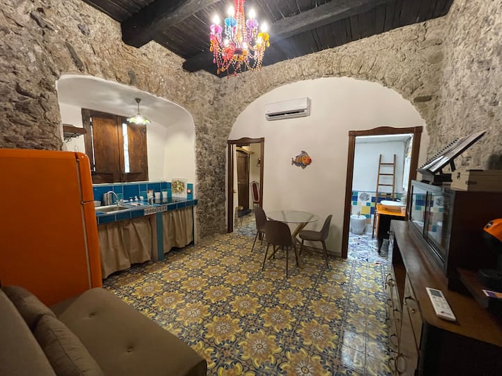 Grotta Degli Arechi - Bilocale Salerno - Salerno