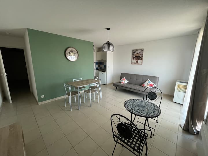 Douceur De Vivre à Frontignan, T2 Avec Balcon - Sète