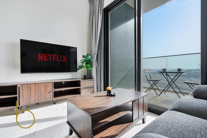 Bookable | Studio Alexis Tower |Pool, Gym, Netflix - Dubai
