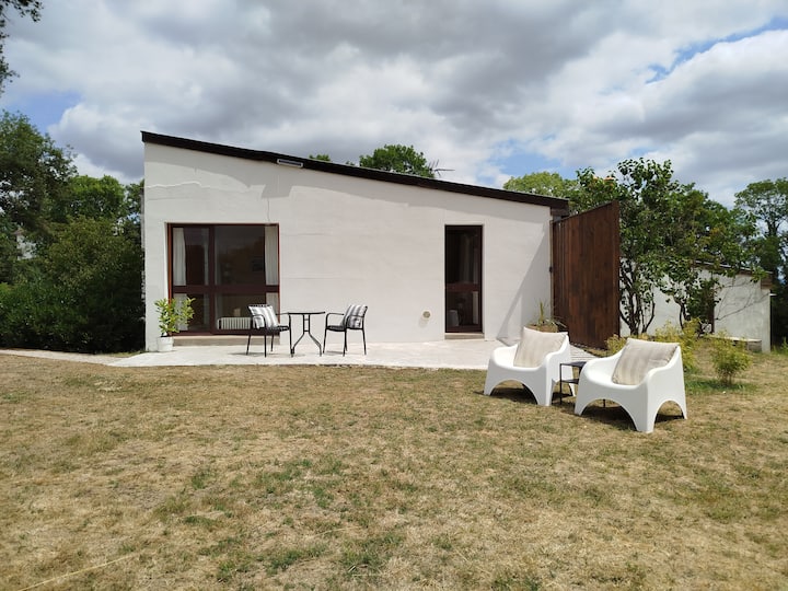 The Mid-century Modern Experience - Corbigny