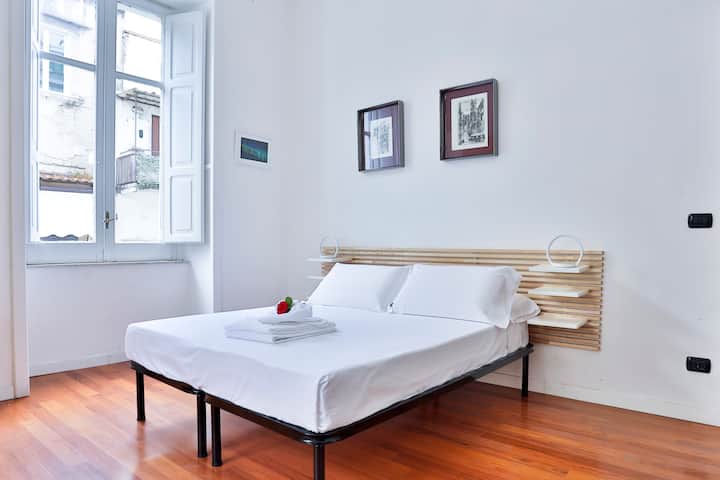 Guesthost - La Casa Del Presepe Central&nbsp;House - Naples