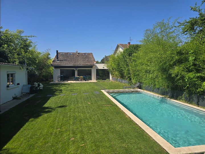 Maison Moderne Avec Piscine - Bordeaux