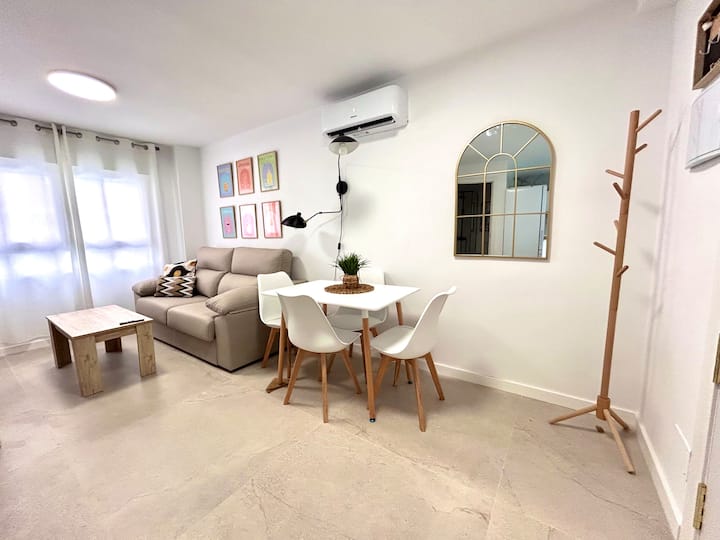 Victorio - Más Que Apartamentos - Murcia