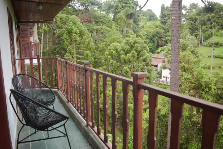 Refúgio Vista Serena | 2 Suítes A 1km Do Centro - Campos do Jordão