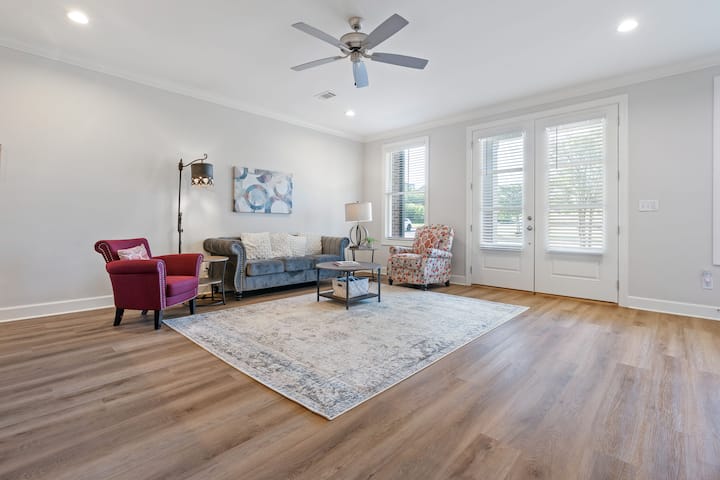 Cc5 - Where Luxury Meets Convenience - Tuscaloosa, AL