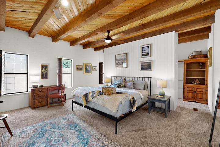 Discounted 25% For Feb+3 Kings+hot Tub+all Gated - Albuquerque