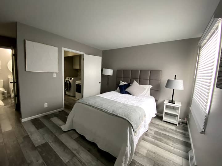 Comfortable Retreat In Rockford - Rockford, IL