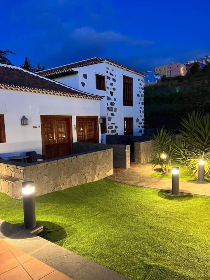 Habitaciones Para Grupos - テネリフェ島