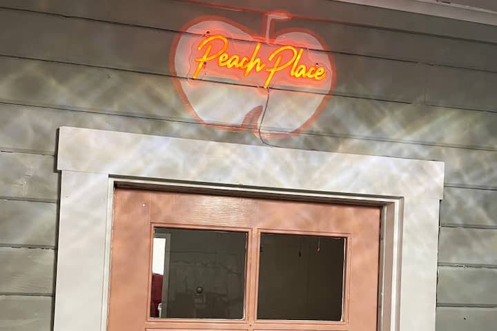 Peach Place - Nevada