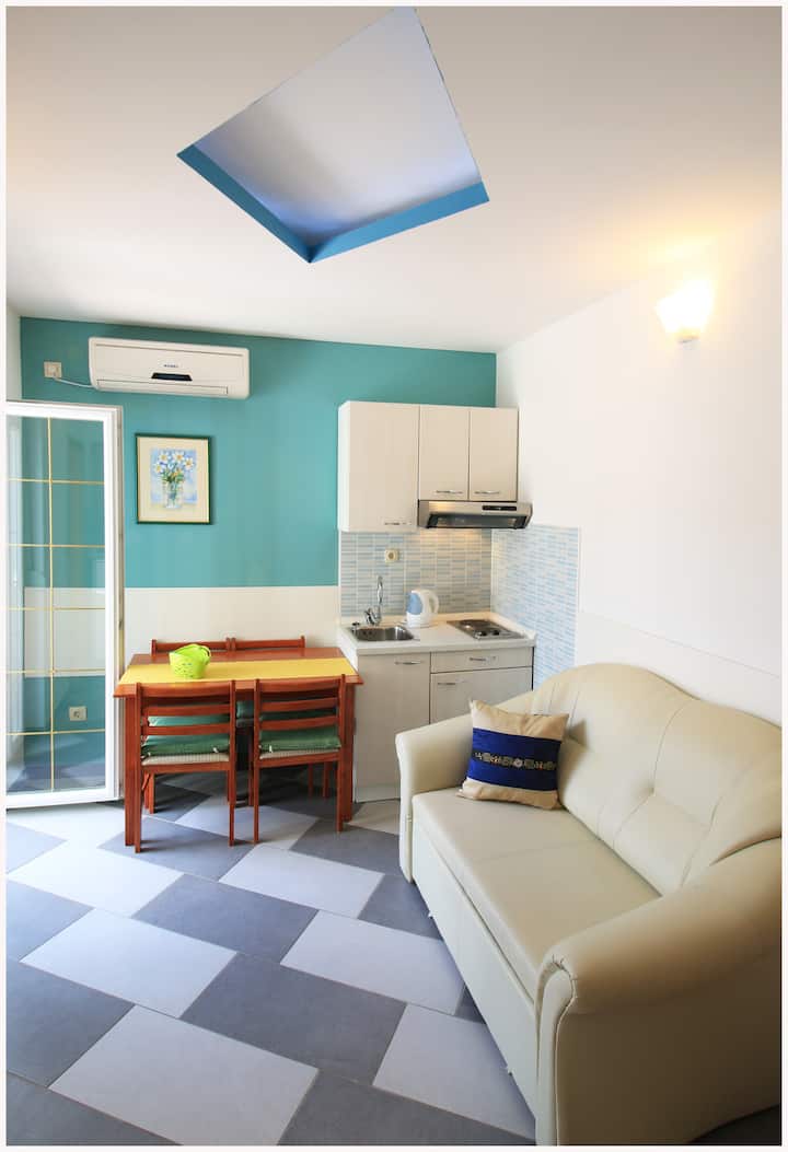 Ap 2+1-green -Villa ŠJor For A Pleasant Beach 100m - Primošten