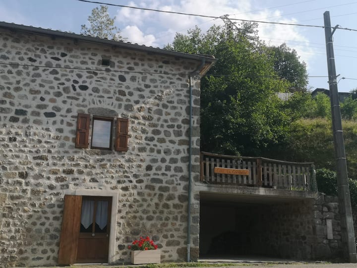 Gîte Familial La Combelle Au Coeur De L'ardèche - Le Cheylard