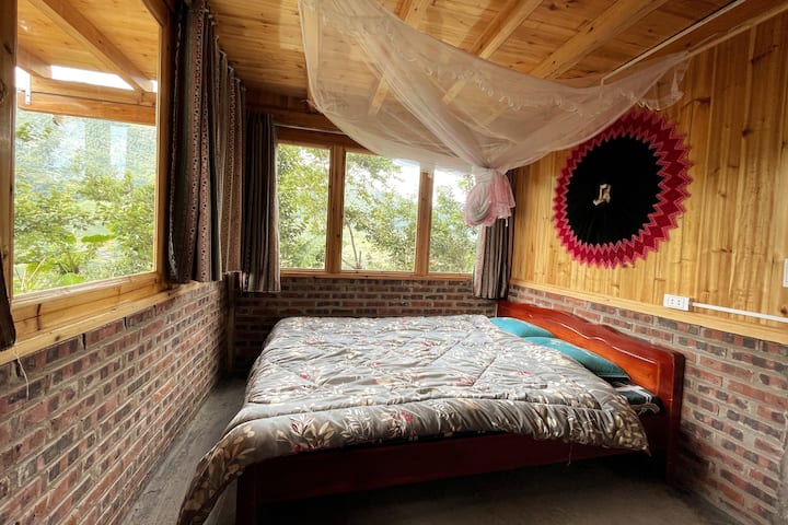 Sapa Hmong Homestay & Trekking - Tỉnh Lào Cai