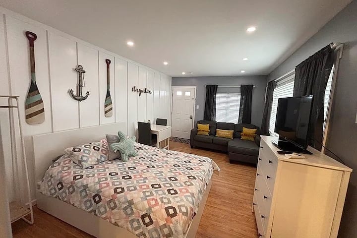 High Tide Hideout W/ Pool - Wildwood, NJ