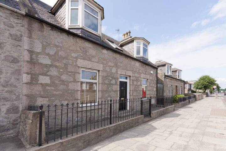 Beautiful Old Aberdeen/city Centre Cottage - Aberdeen