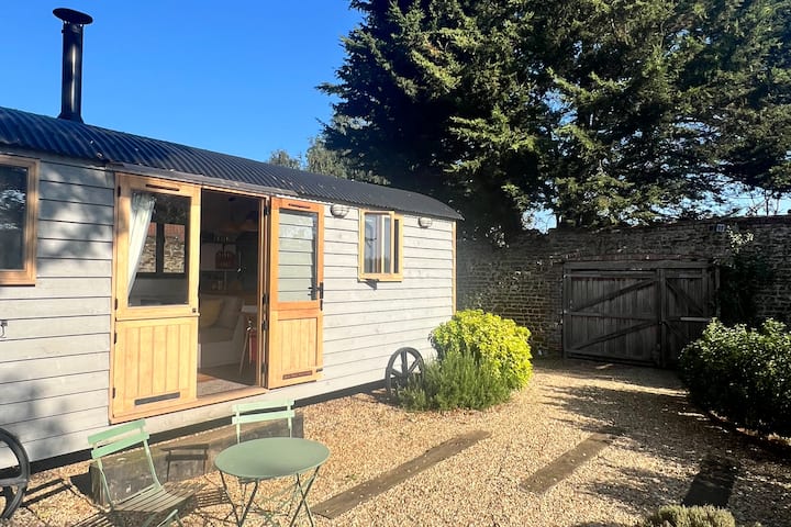 Walled Garden Hut - Norfolk
