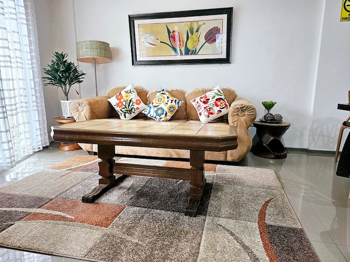 Baguio Chrysolite Excellent - 5 Bedroom Apartment - Baguio