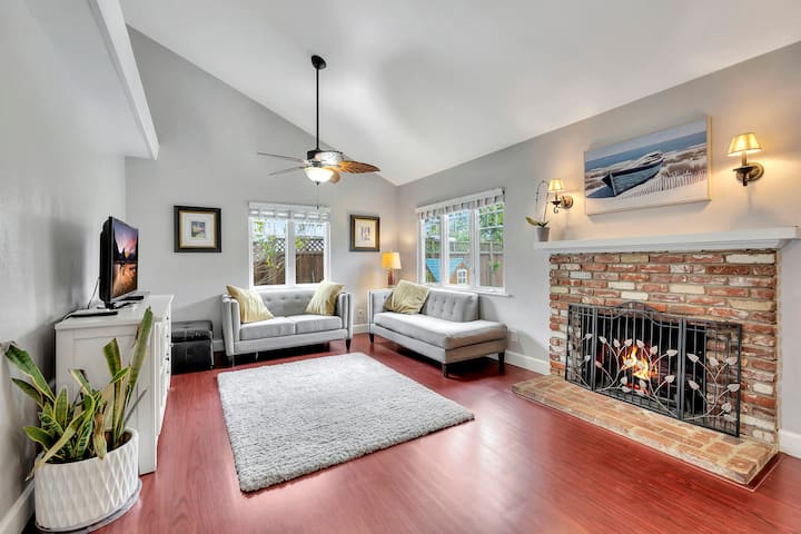 Charming House Close The Beach. - Costa Mesa, CA