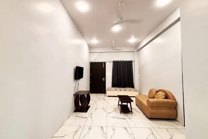 Flat In Ujjain (Ac Rooms) - Ujjain