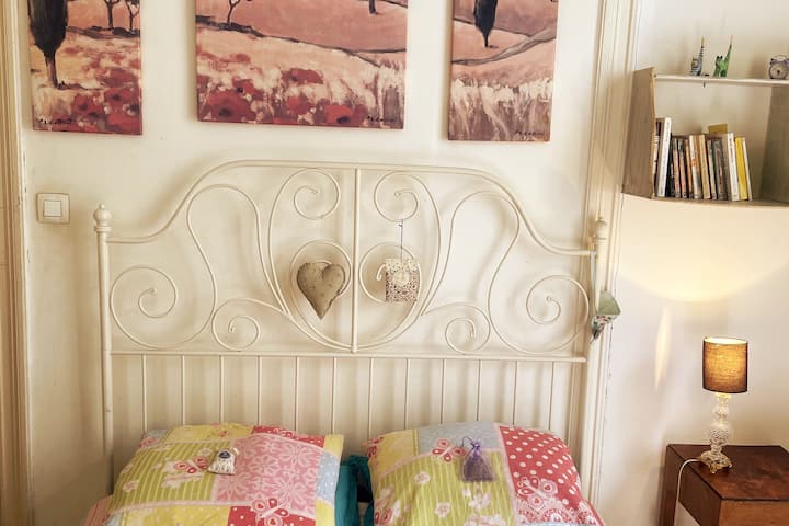 Chambre Privée. Bxl Centre. Bb. - Bruxelas