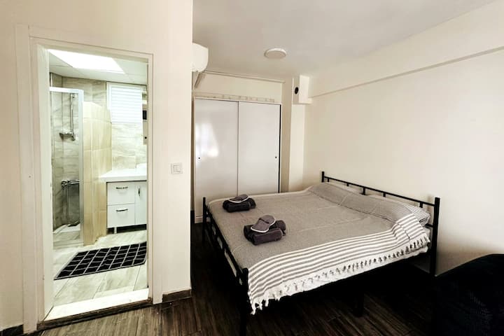 Hastane Yakını Stüdyo Daire - Izmir