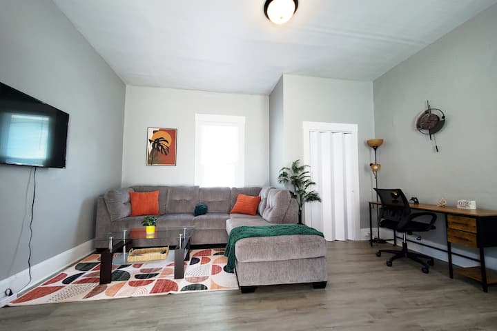 Cozy 2br | Near Top Attractions - Covington, KY