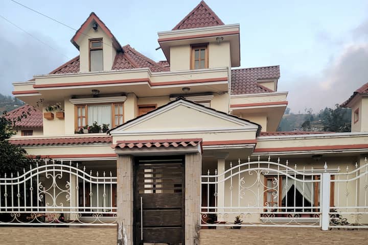 La Casa Del Pueblo Mágico - Alausi