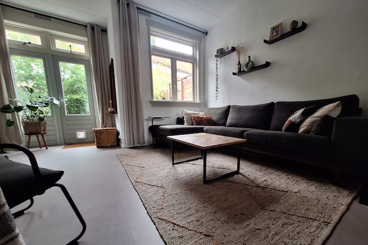 Apartment With Garden And 2 Cats - Amstelveen