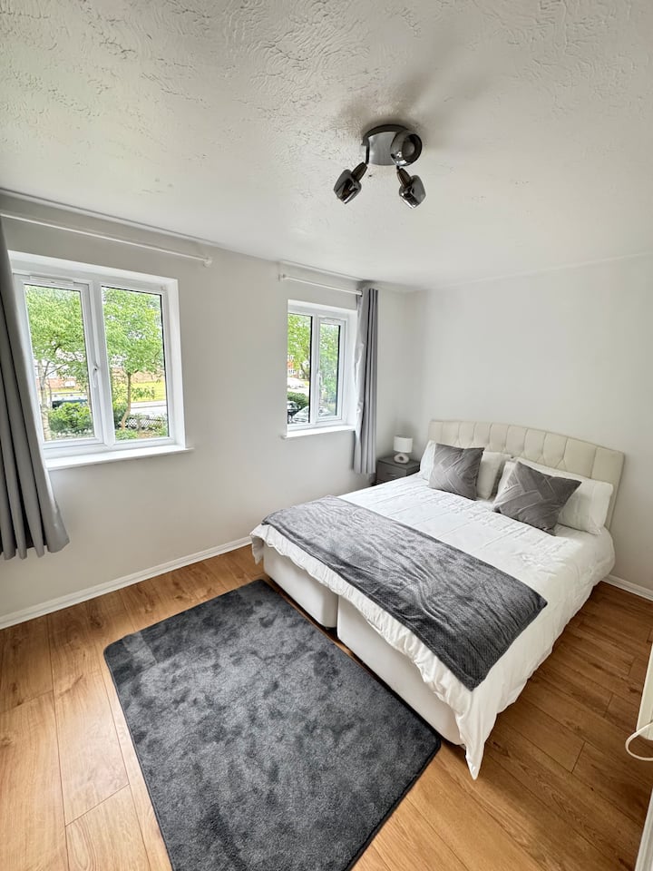 C&s Luxe London, 02 Arena, Free Parking+ View - Woolwich