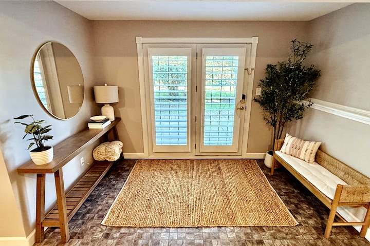 The Hearthstone Flat - Kansas