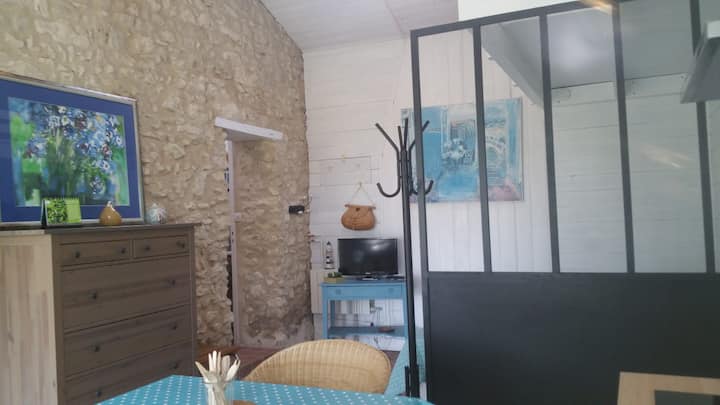 Petit Logement Tranquille Avec Jardin Privé. - Charente-Maritime