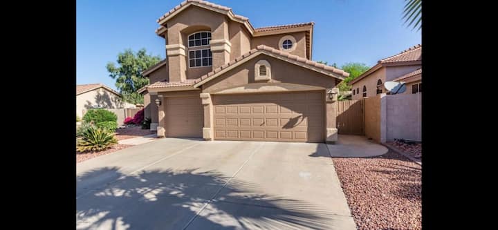 Quiet Cul-de-sac Home - Glendale, AZ
