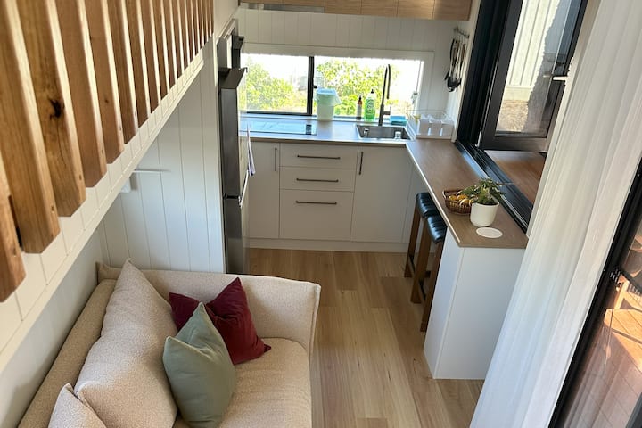 Väike: Luxe Tiny House By Sea - Aldinga